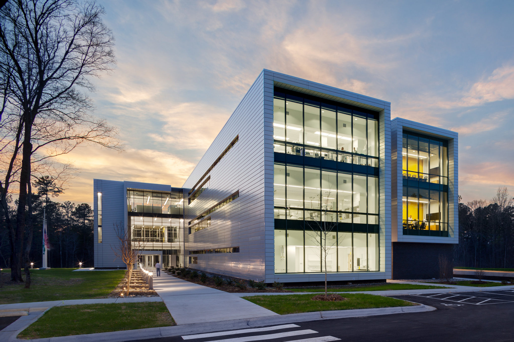 RTP Research and Lab Facility - Clark Nexsen